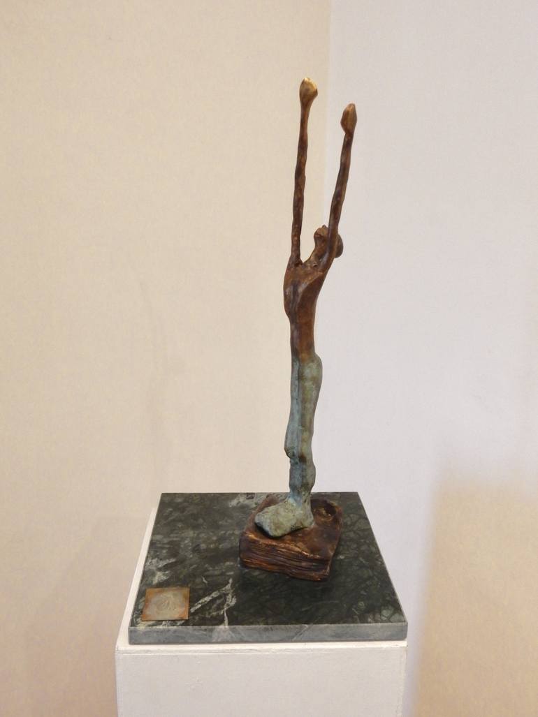 Know Wonder.. Bronze Reader Series Sculpture by Lamia Fakhoury ...