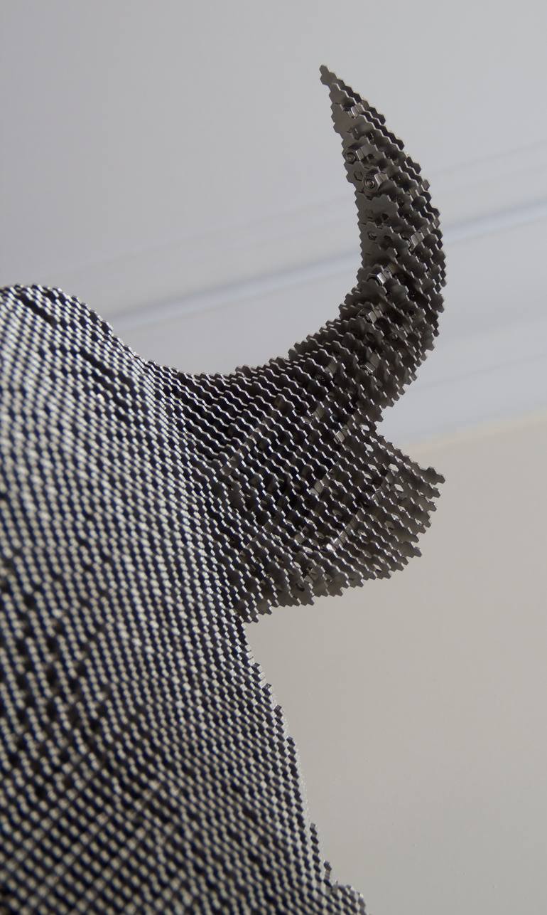 VACCA Sculpture by Reza Rezaeifakhr | Saatchi Art