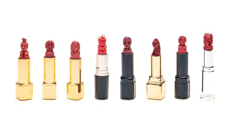 Largest Lipstick Sculptures | Lipstutorial.org