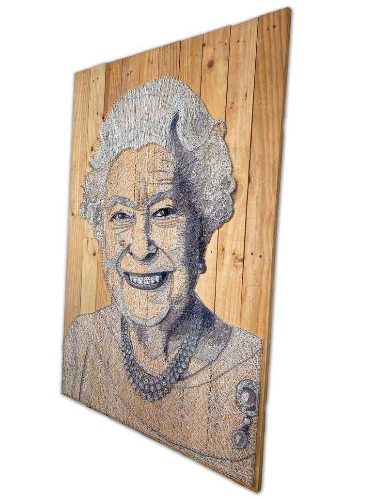 Queen Elizabeth II String Art Portrait Painting by Ashley Darran ...