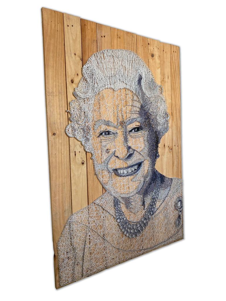 Queen Elizabeth II String Art Portrait Painting by Ashley Darran ...