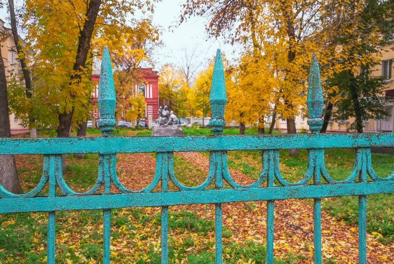 DECORATIVE FENCING OF THE SOVIET ERA (ARCHITECTURE OF THE STALIN PERIOD ...