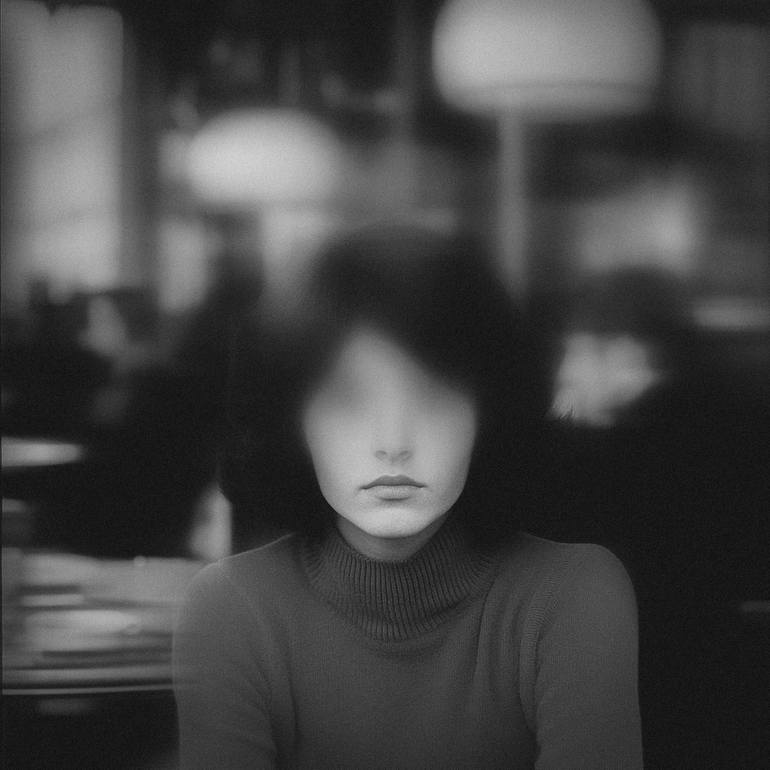 Blurring Identity – A Thought-Provoking Exploration of Perception ...