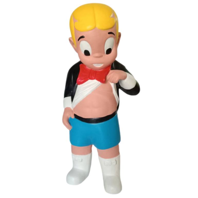 Richie Rich Show Me Some Skin - Plain Outdoor Sculpture by Heartlab ...
