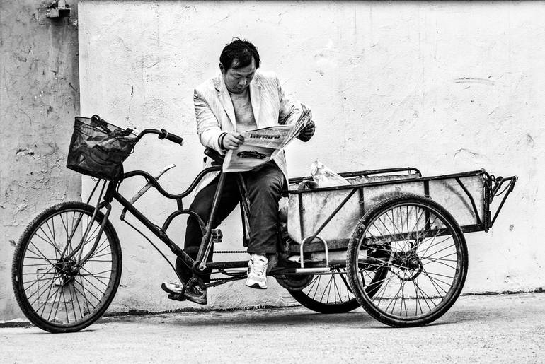Man reading his newspaper on his bike - Limited Edition 1 of 5 ...