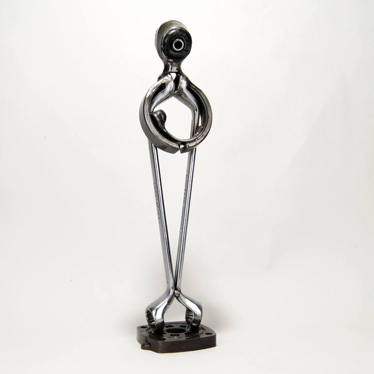 Mother and child metal sculpture | Motherhood metal sculpture Sculpture ...