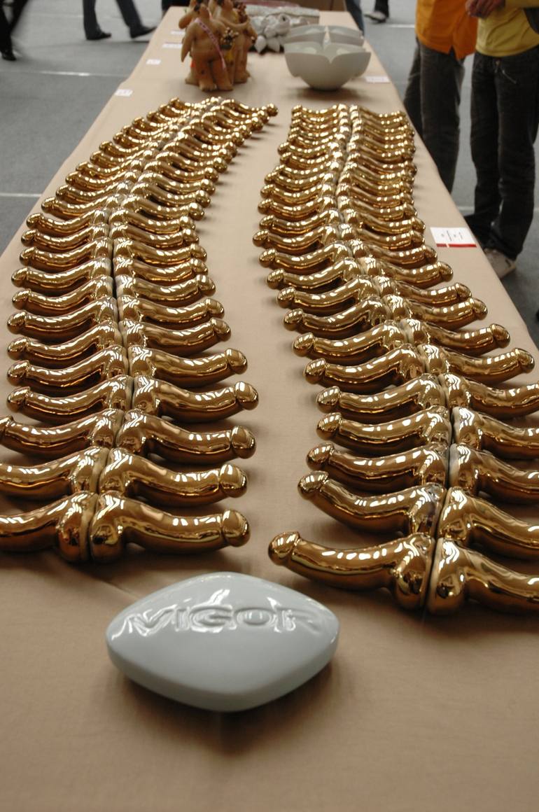 Golden chine / God Spine Sculpture by Hongbo Xu | Saatchi Art
