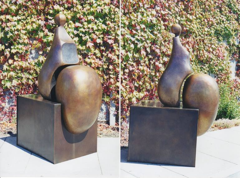SEATED 5 (large) Sculpture by Robert Holmes | Saatchi Art