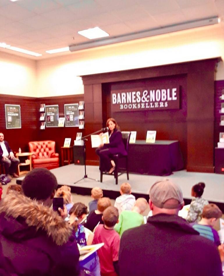 KAMALA! Kamala Devi Harris 19 Photos by Blake LeVine Photography by ...